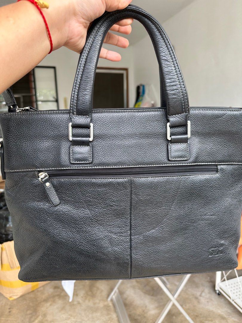 Septwolves bag, Announcements on Carousell