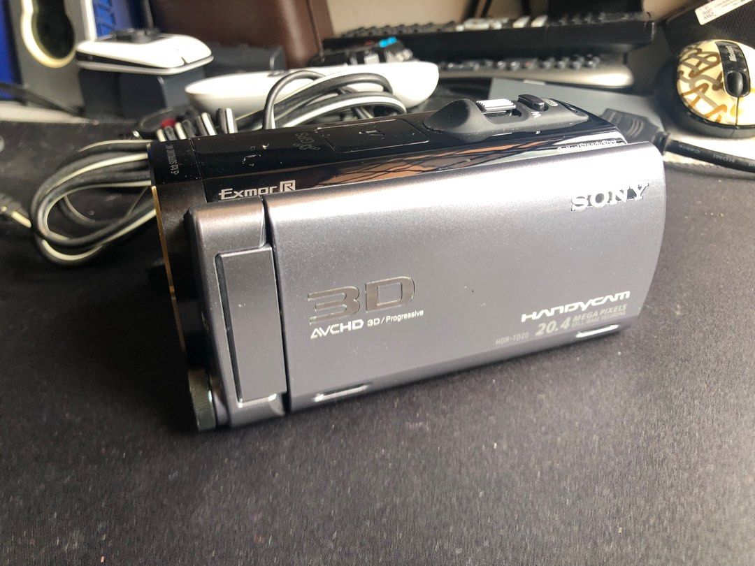 Sony 3D Handycam TD20, Photography, Video Cameras on Carousell