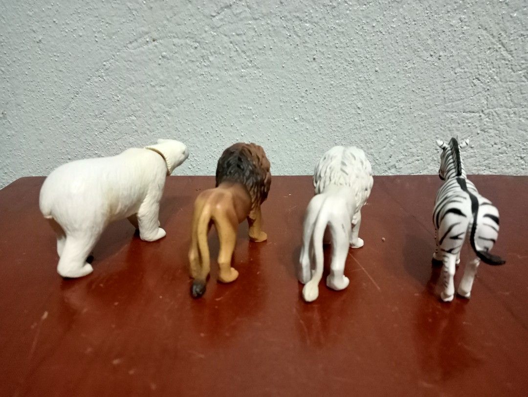 Takara Tomy Animals Set, Hobbies & Toys, Toys & Games on Carousell