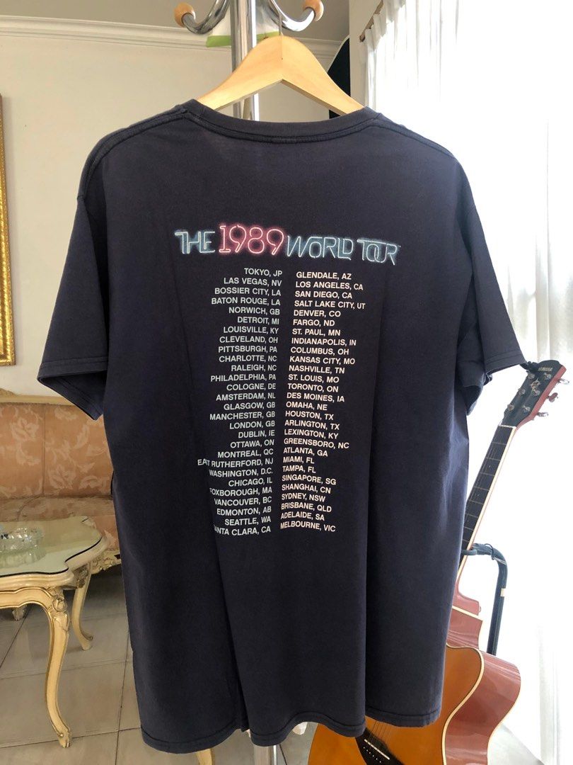 Taylor Swift 1989 Tour Merch T-Shirt, Fesyen Wanita, Pakaian Wanita ...