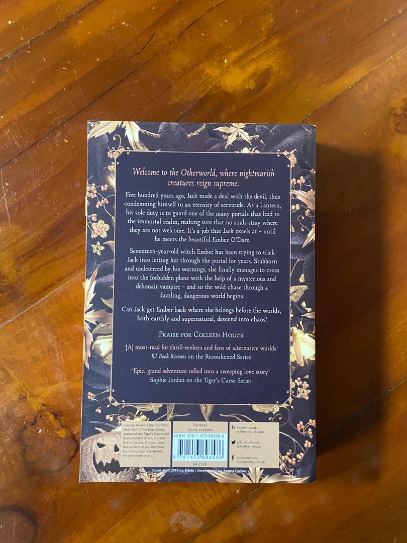 The Lantern's Embers by Colleen Houck, Hobbies & Toys, Books & Magazines, Storybooks on Carousell