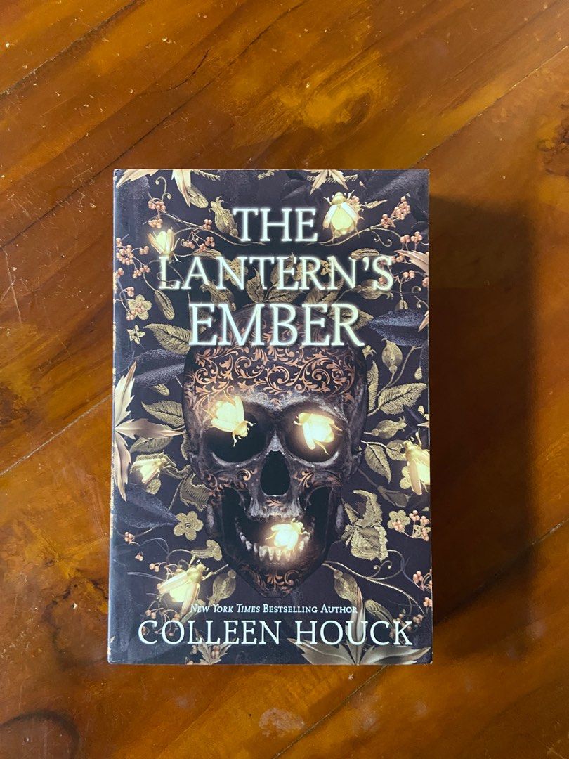 The Lantern's Embers by Colleen Houck, Hobbies & Toys, Books & Magazines, Storybooks on Carousell