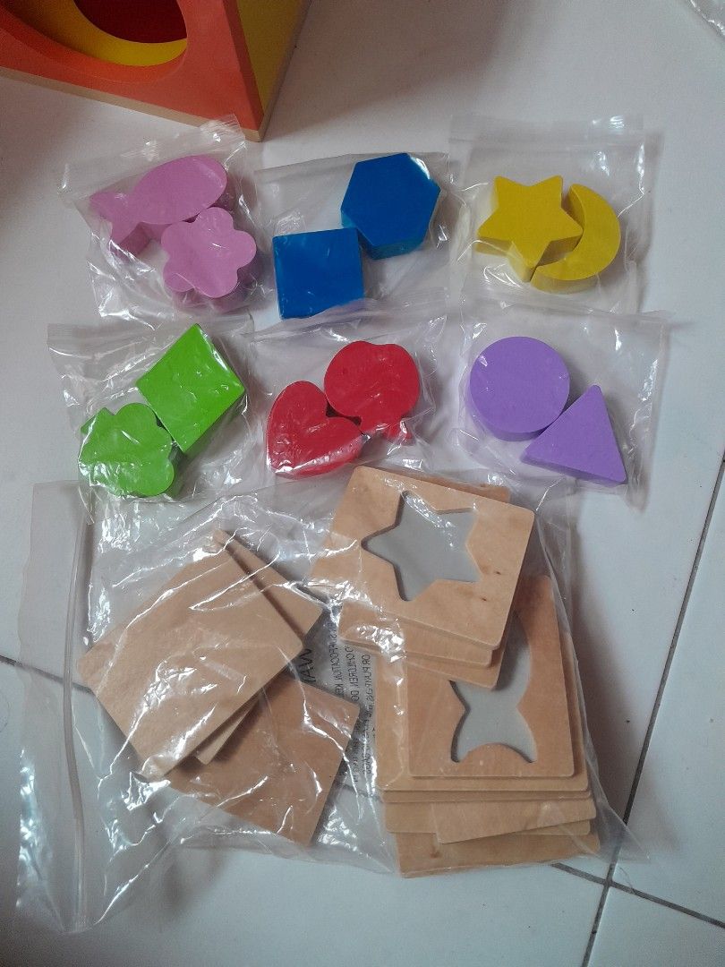 Touch and feel box, Hobbies & Toys, Toys & Games on Carousell