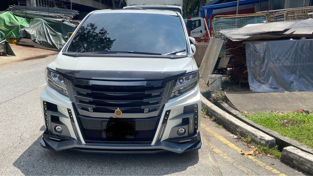 Toyota Alphard Blackpearl Design Front Bumper, Car Accessories ...