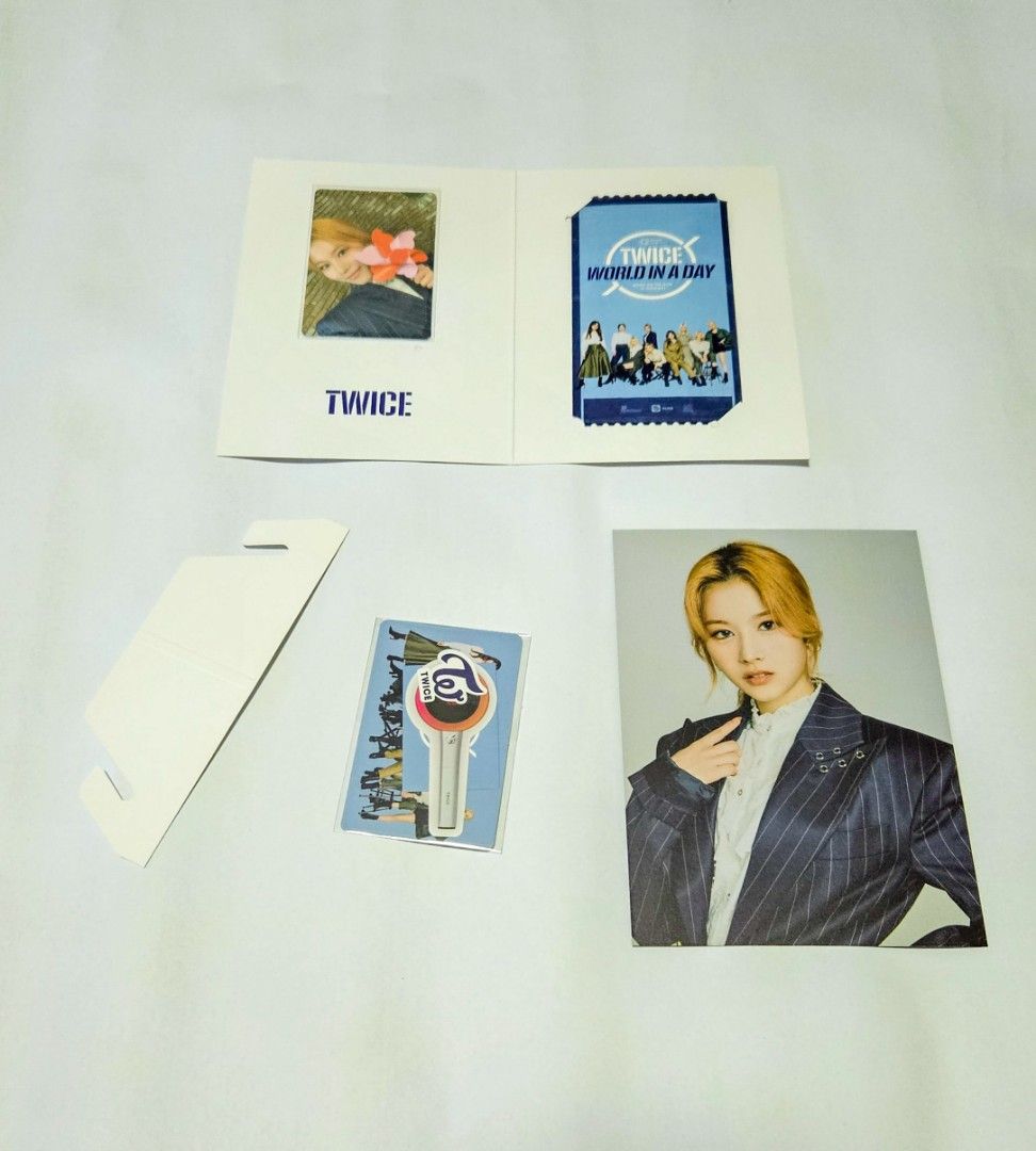 Twice World in A Day special AR ticket set (Sana & Mina), Hobbies & Toys, Memorabilia ...
