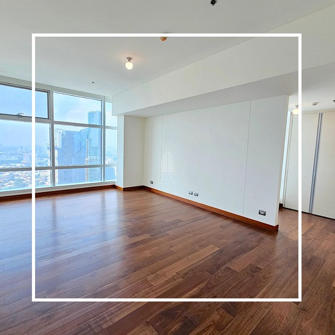 Two Roxas Triangle, Makati City - Ultra-Luxury Bi-Level Penthouse for ...