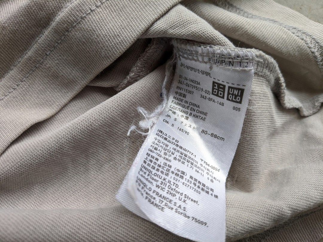 Uniqlo Basic Tee, Men's Fashion, Tops & Sets, Tshirts & Polo Shirts on ...