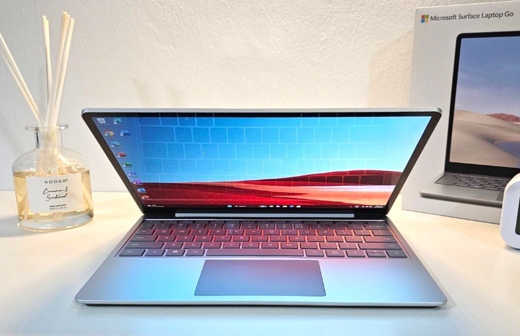 (U.P 1588) Ultrabook Microsoft Surface Laptop Go I5-1035G1|8GB LPDDR4X ...