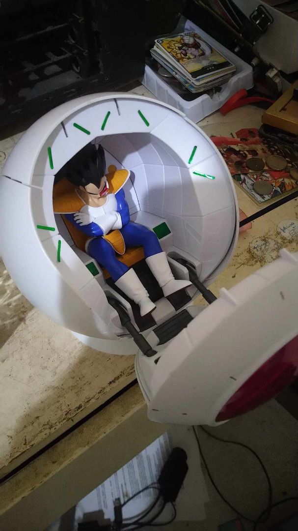 Vegeta Saiyan Space pod complete with box and manual no issue, Hobbies ...