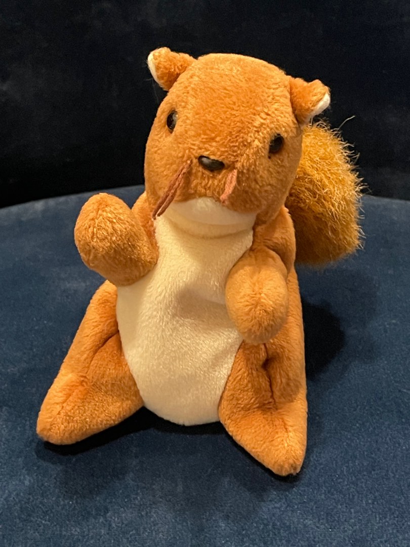 Vintage Ty Beanie Babies Collection - Nuts the Squirrel, Hobbies & Toys ...