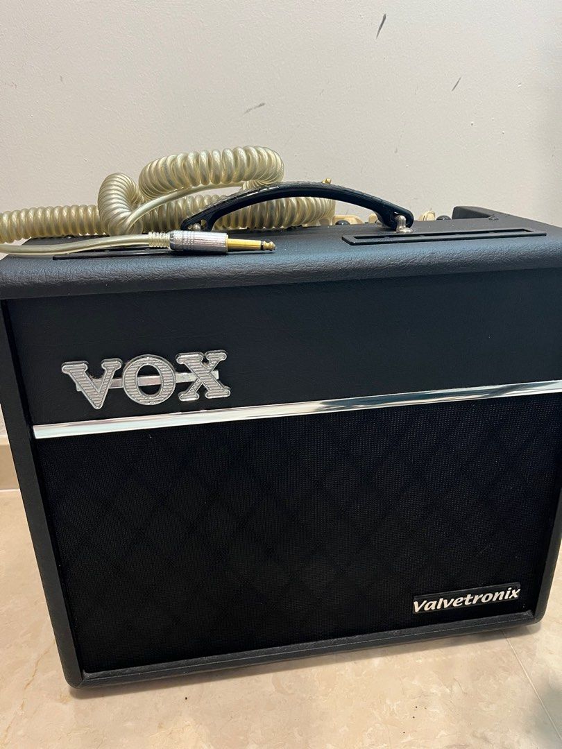 VOX valvetronix VT20+ guitar amplifier - FREE guitar, Hobbies & Toys ...