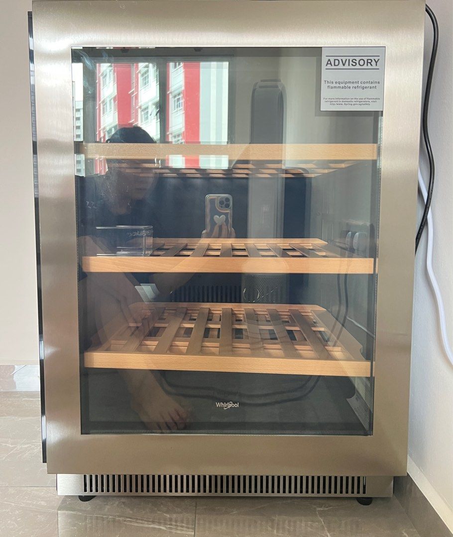 Whirlpool wine cellar, TV & Home Appliances, Kitchen Appliances, Wine ...