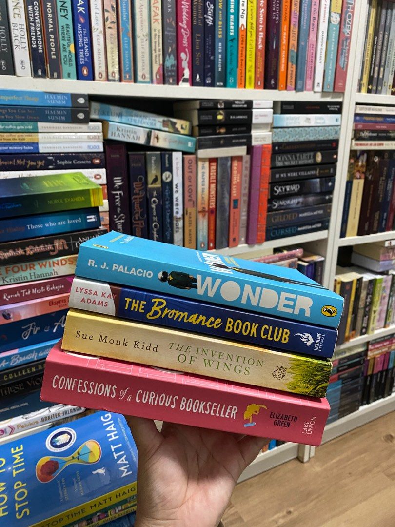 WONDER - R. J. PALACIO and THE BROMANCE BOOKCLUB LYSSA KAY ADAMS ...