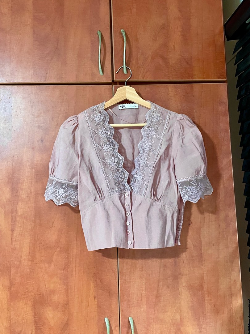 Zara Lavender Lace puff sleeve Blouse, Women's Fashion, Tops, Blouses ...
