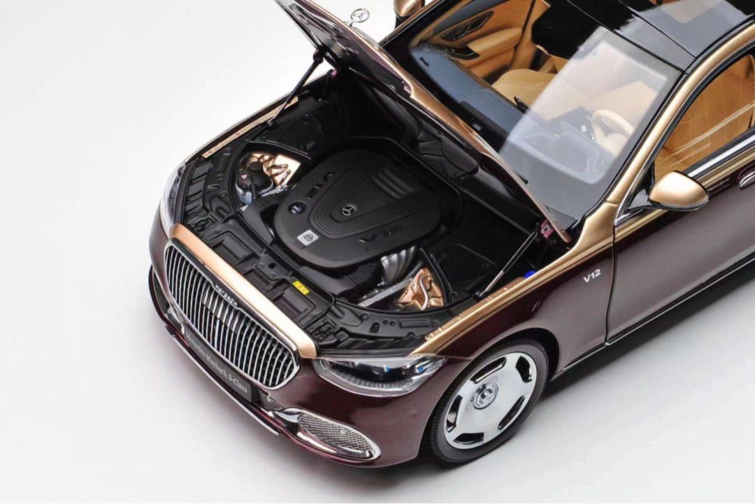 1/18 Almost Real Mercedes-Maybach S-Class S680 (full opening diecast ...