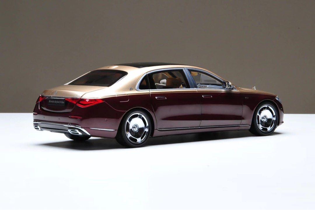 1/18 Almost Real Mercedes-Maybach S-Class S680 (full opening diecast), Hobbies & Toys, Toys ...
