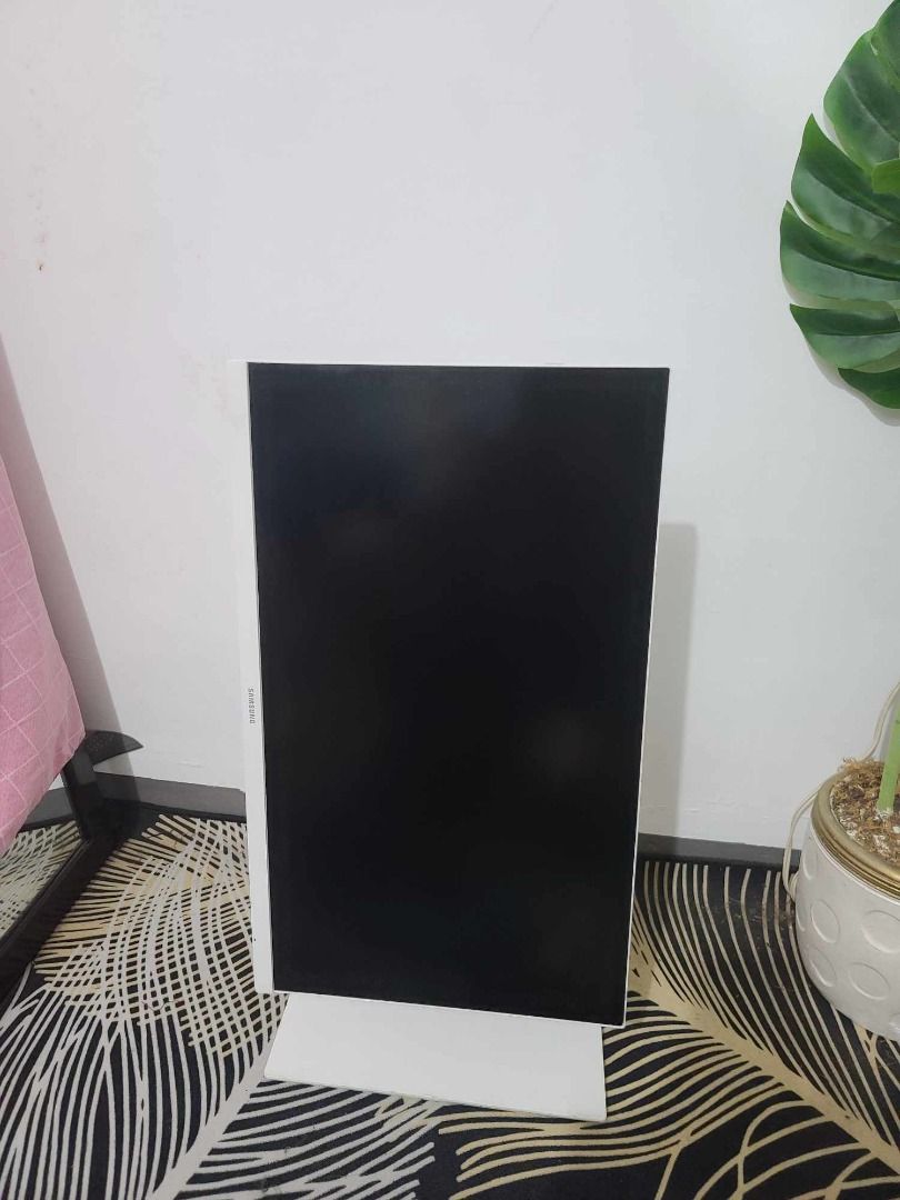 50pcs Samsung WHITE 24" 2K Reso QHD 1440p Freesync,Frameless IPS ...