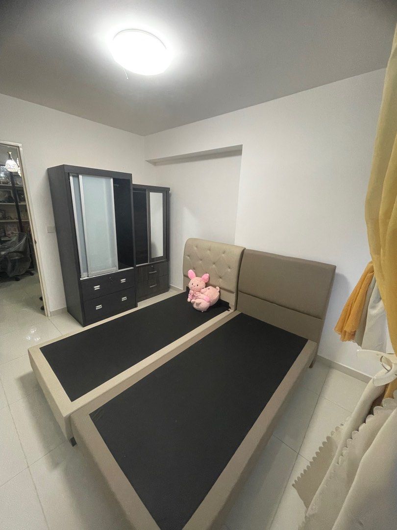 783a Woodlands Rise near mrt couples welcome , Property, Rentals, Room ...