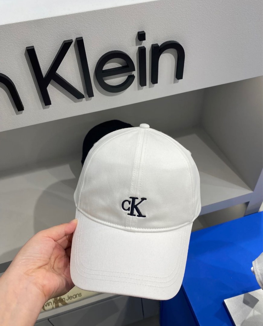🆕🇰🇷 Authentic CALVIN KLEINS CK Archive Logo Baseball Cap in Beige ...