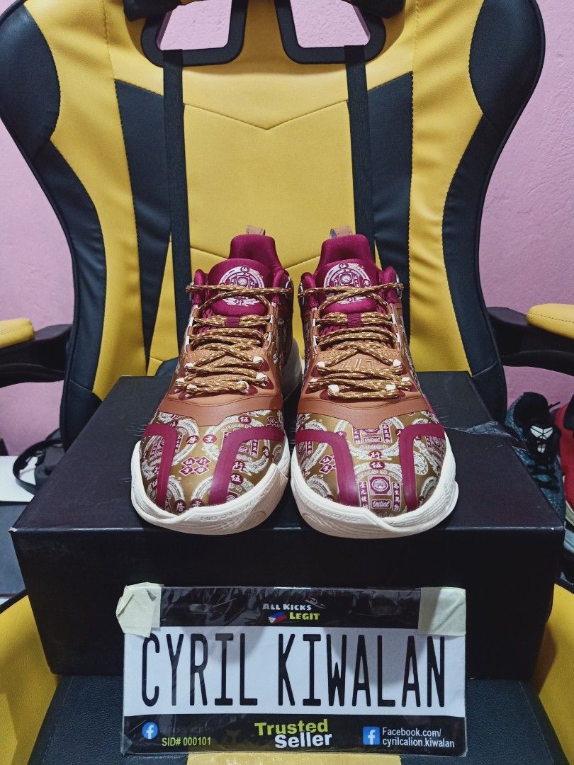Aaron gordon gx3, Men's Fashion, Footwear, Sneakers on Carousell