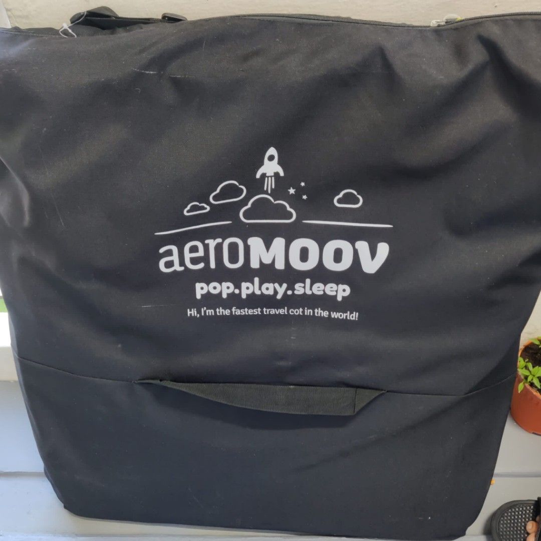 Aeromoov travel cot, Babies & Kids, Going Out, Other Babies Going Out ...