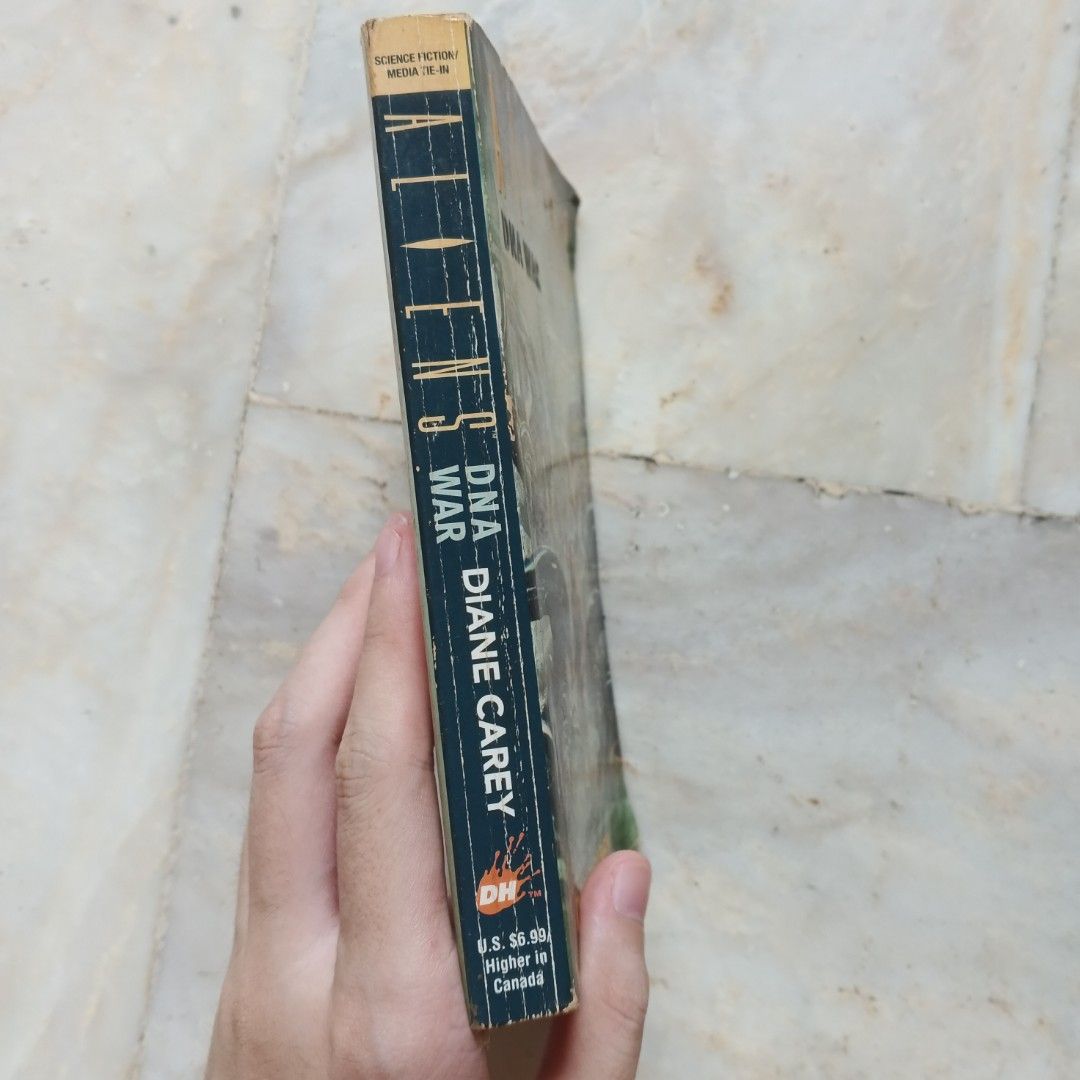 Aliens DNA War by Diane Carey paperback, Hobbies & Toys, Books ...