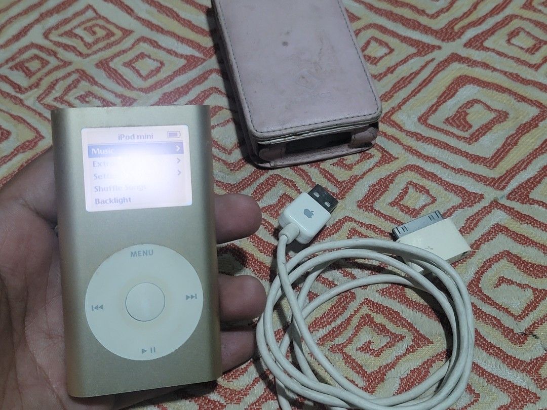 Apple Ipod mini 1st generation, Audio, Portable Music Players on Carousell