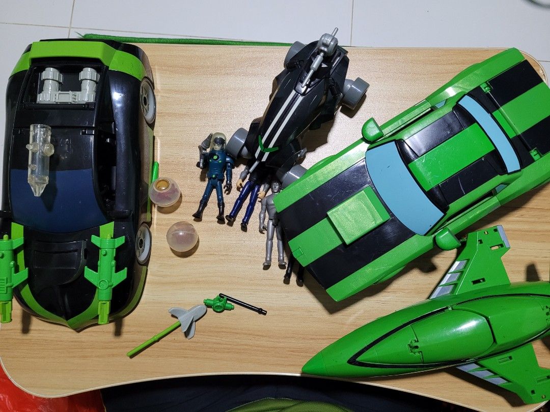Ben 10 cars and plane, Hobbies & Toys, Toys & Games on Carousell