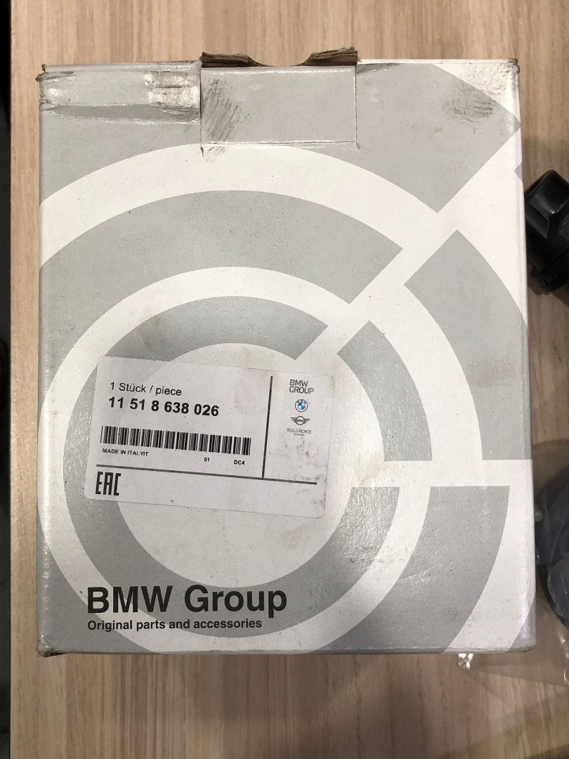 BMW Genuine Water Pump complete with actuator & pulley, Car Accessories ...