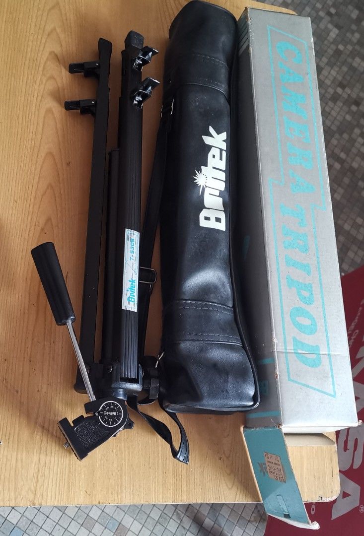 Britek camera tripod, Photography, Photography Accessories, Tripods ...