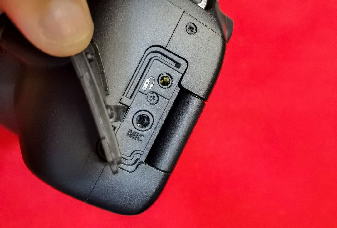 Canon 200D Mark II COMPLETE WITH KIT LENS, Photography, Cameras on ...