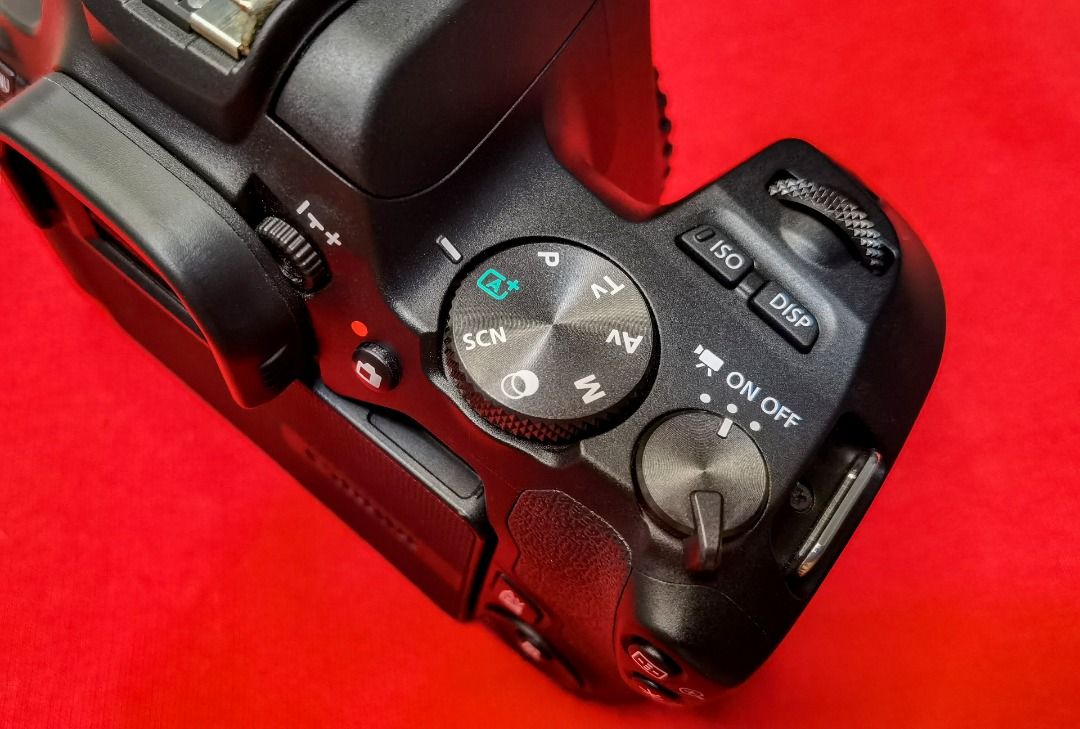 Canon 200D Mark II COMPLETE WITH KIT LENS, Photography, Cameras on ...