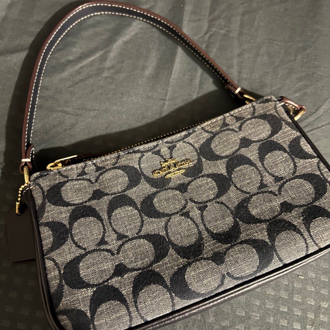 Coach mini shoulder bag, Women's Fashion, Bags & Wallets, Shoulder Bags ...