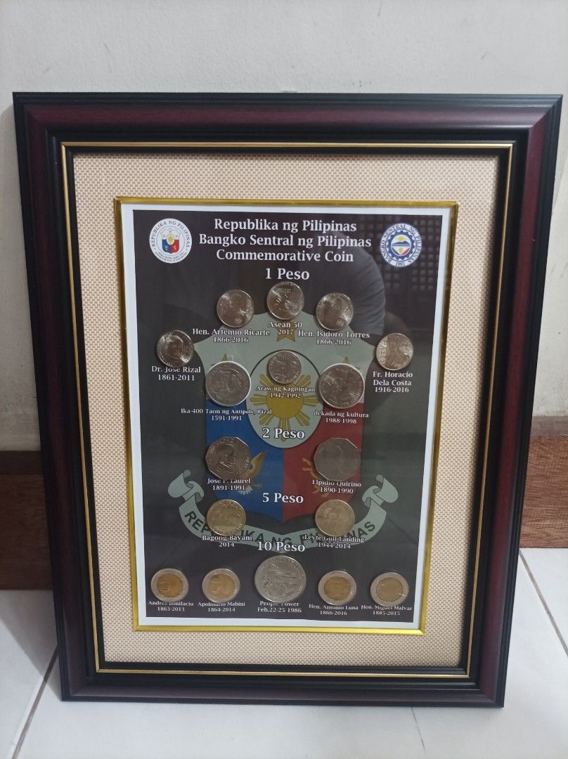 COMMEMORATIVE COIN FRAME, Hobbies & Toys, Memorabilia & Collectibles ...