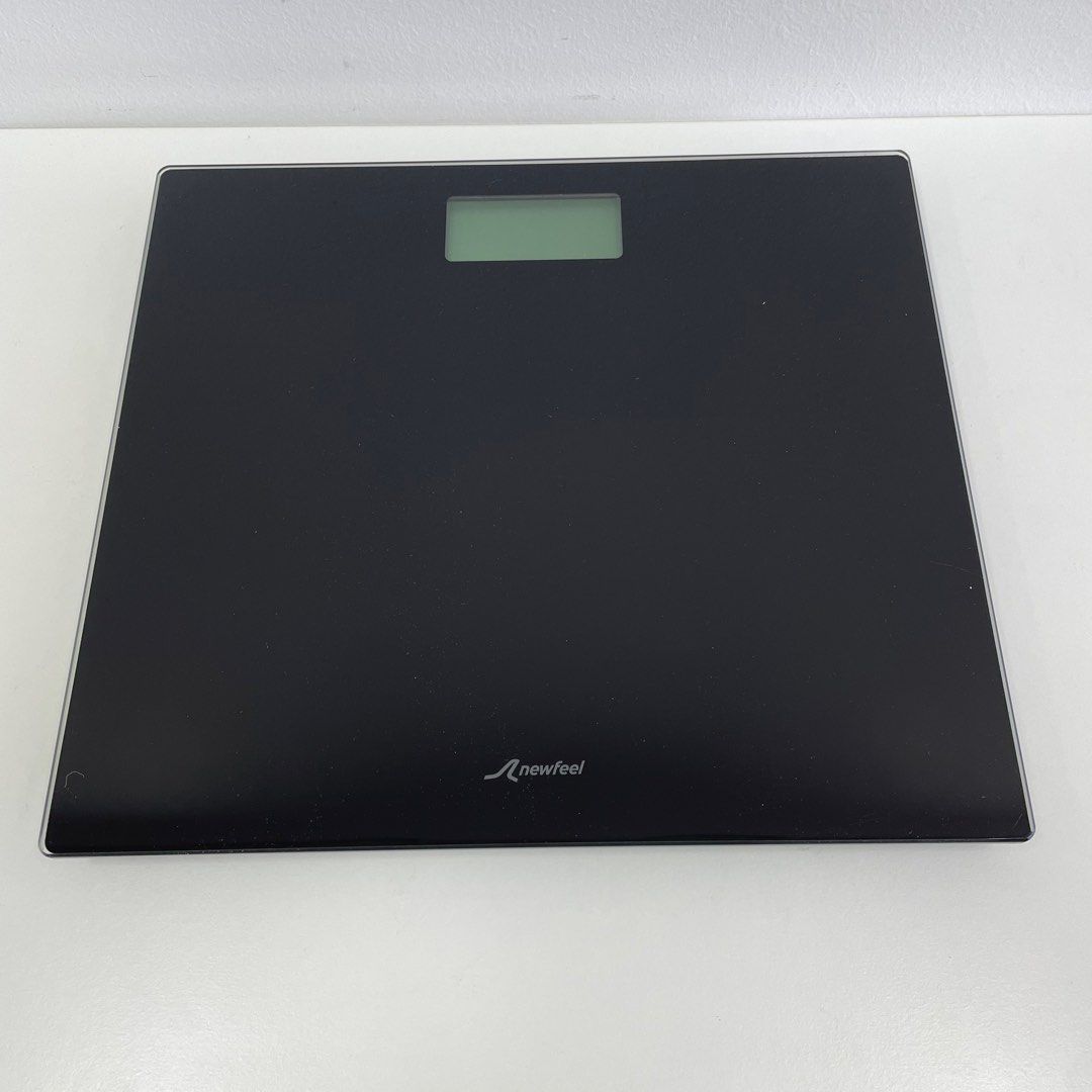 Decathlon Digital Bathroom Scale Weighing Scale | accurate | batteries ...