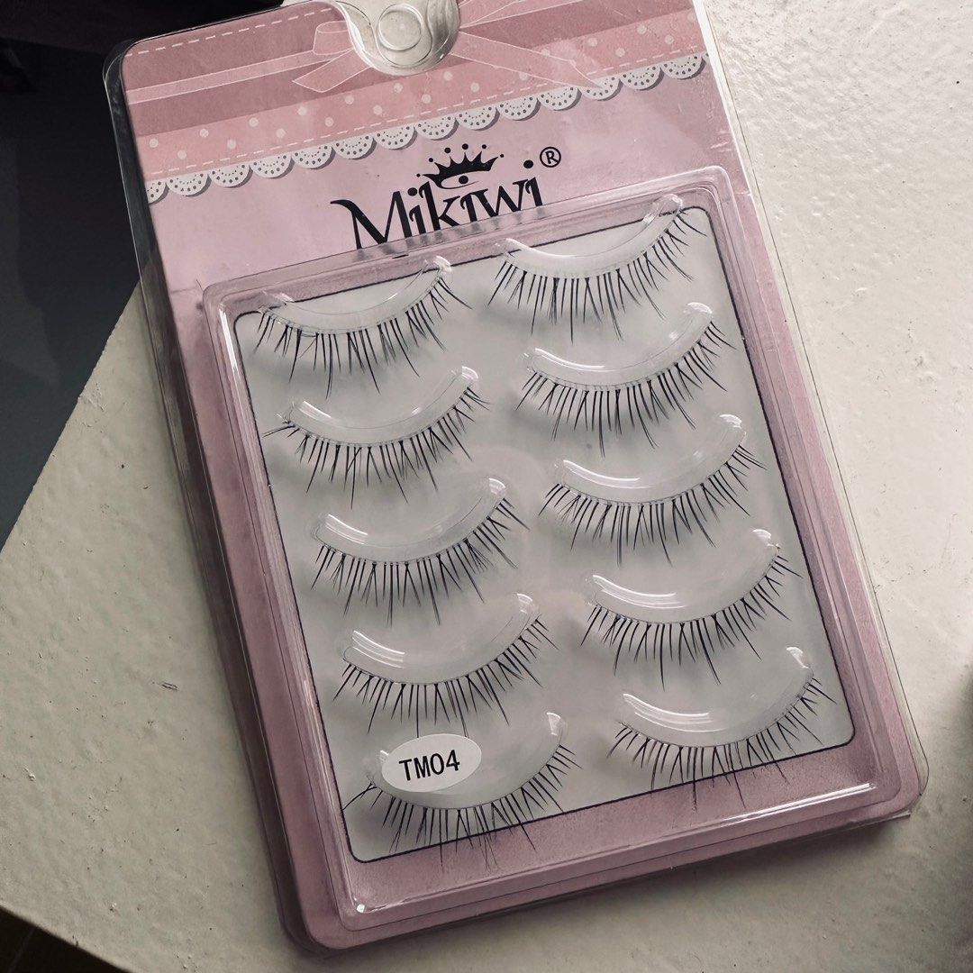 Douyin Doll Manga Lashes Falsies Set - No Glue Needed, Beauty ...