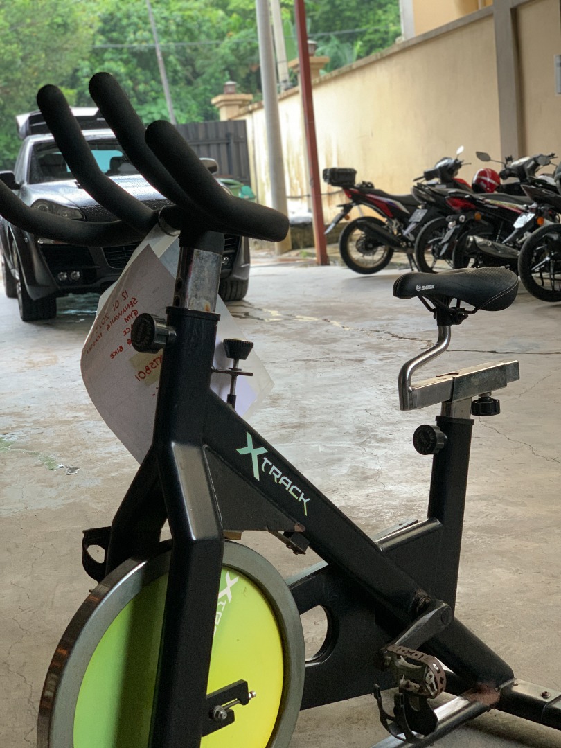 FITNESS/EQUIPMENT BARANG GYM SPINNING BIKE XTRACK, Sports Equipment ...