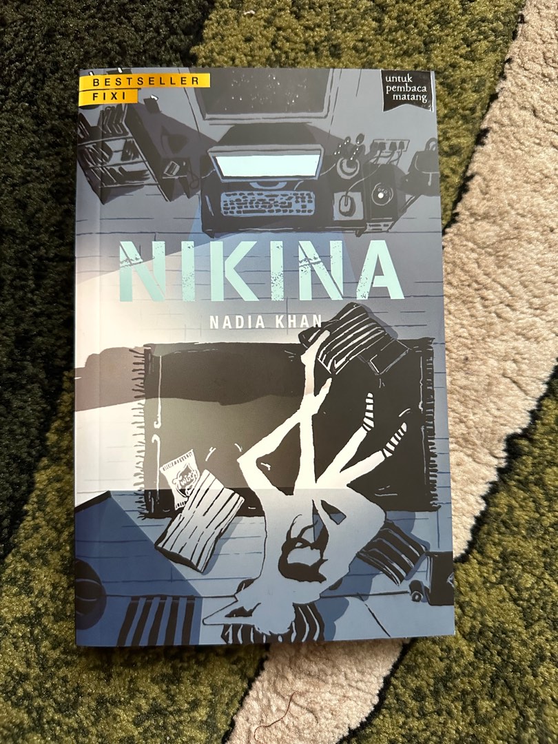 Fixi: Blogofobia/Nikina/(SOLD)Kampus, Hobbies & Toys, Books & Magazines ...
