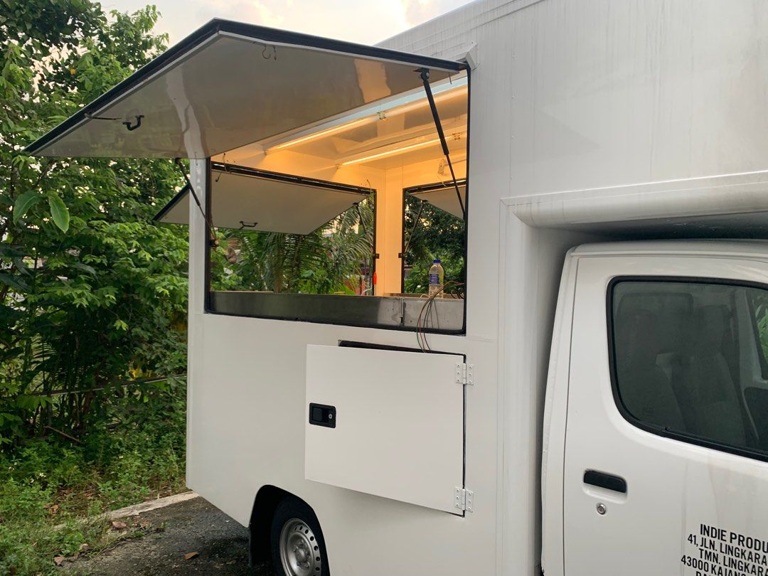 FOOD TRUCK GERAN FOOD CATERING DAIHATSU GRANMAX 2014 VERY LOW MILEAGE ...