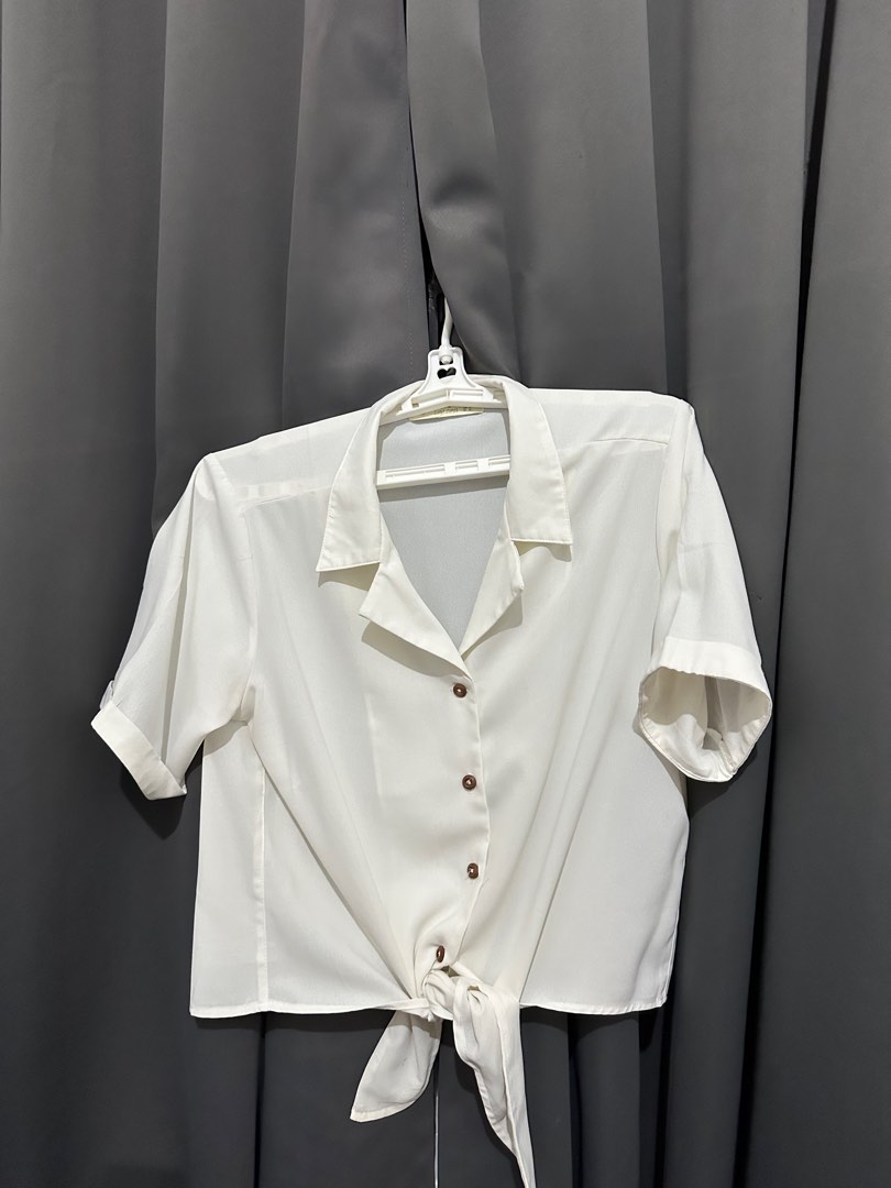 Forme Blouse, Women's Fashion, Tops, Blouses on Carousell