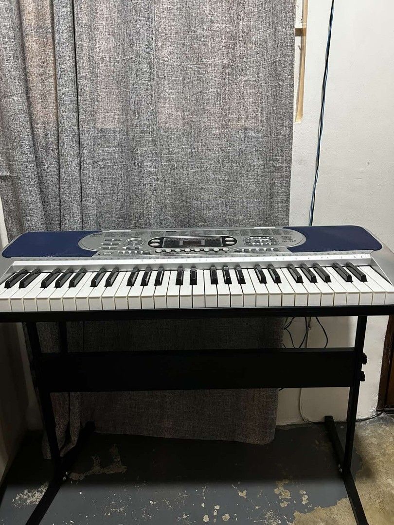 GL-220 Keyboard, Hobbies & Toys, Music & Media, Musical Instruments on Carousell