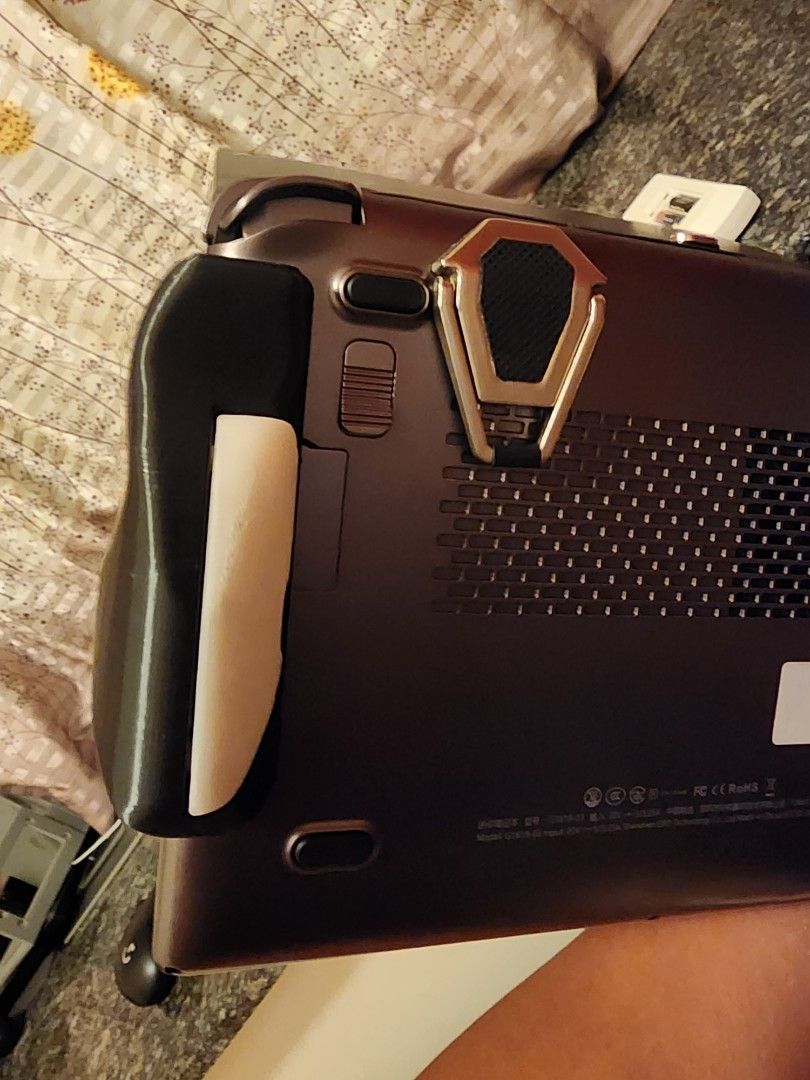 GPD Win Max 2 Grips With built in stand, 手提電話, 其他裝置 - Carousell