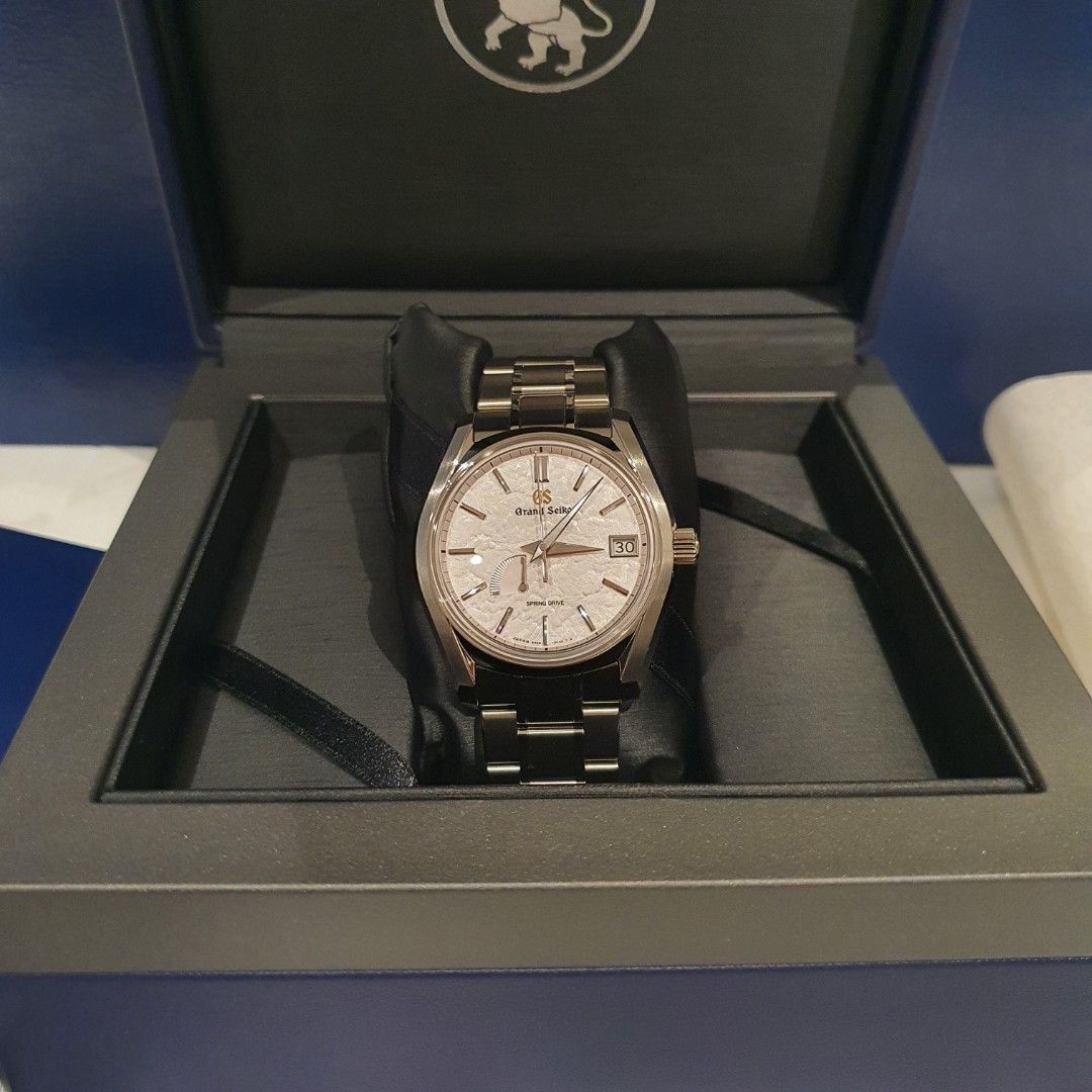 Grand Seiko SBGA443 / SBGA413 (Shunbun), Luxury, Watches on Carousell