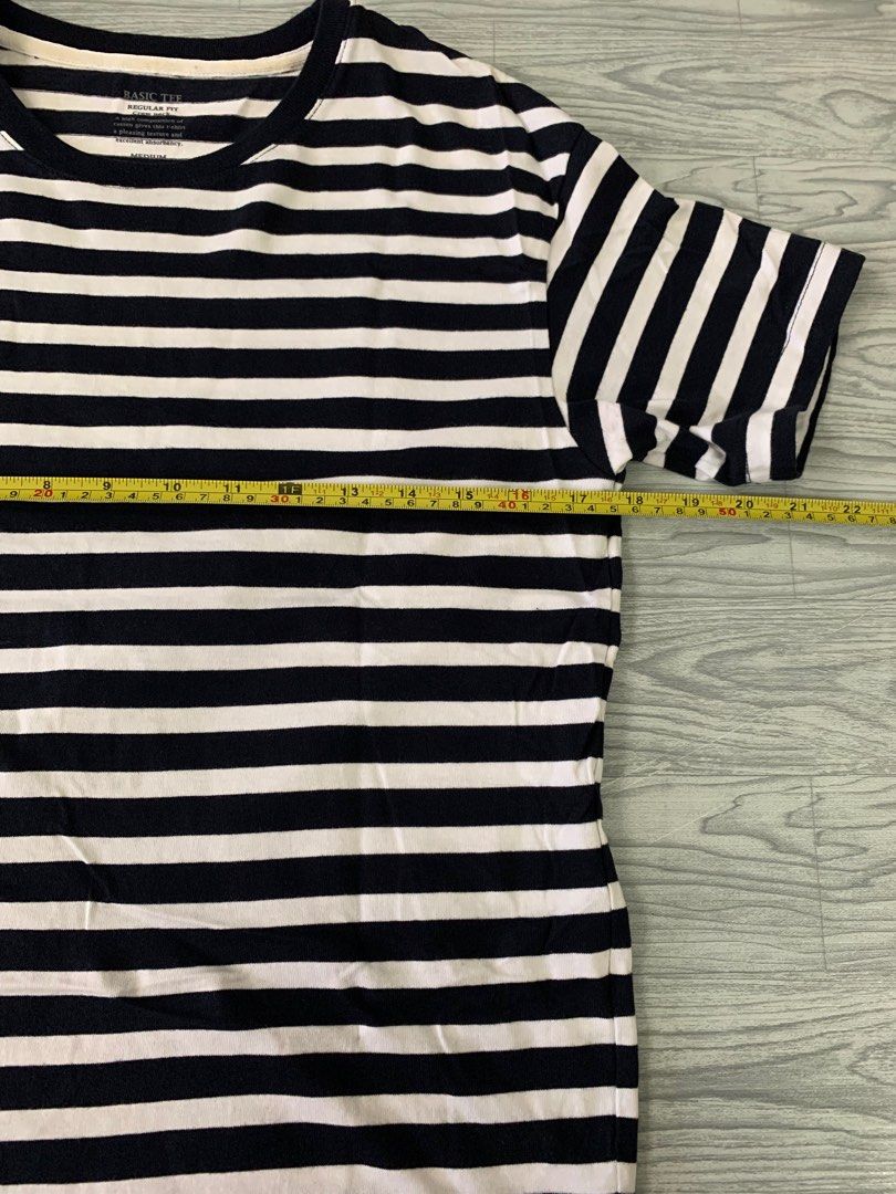 GU stripe t-shirt, Men's Fashion, Tops & Sets, Tshirts & Polo Shirts on ...