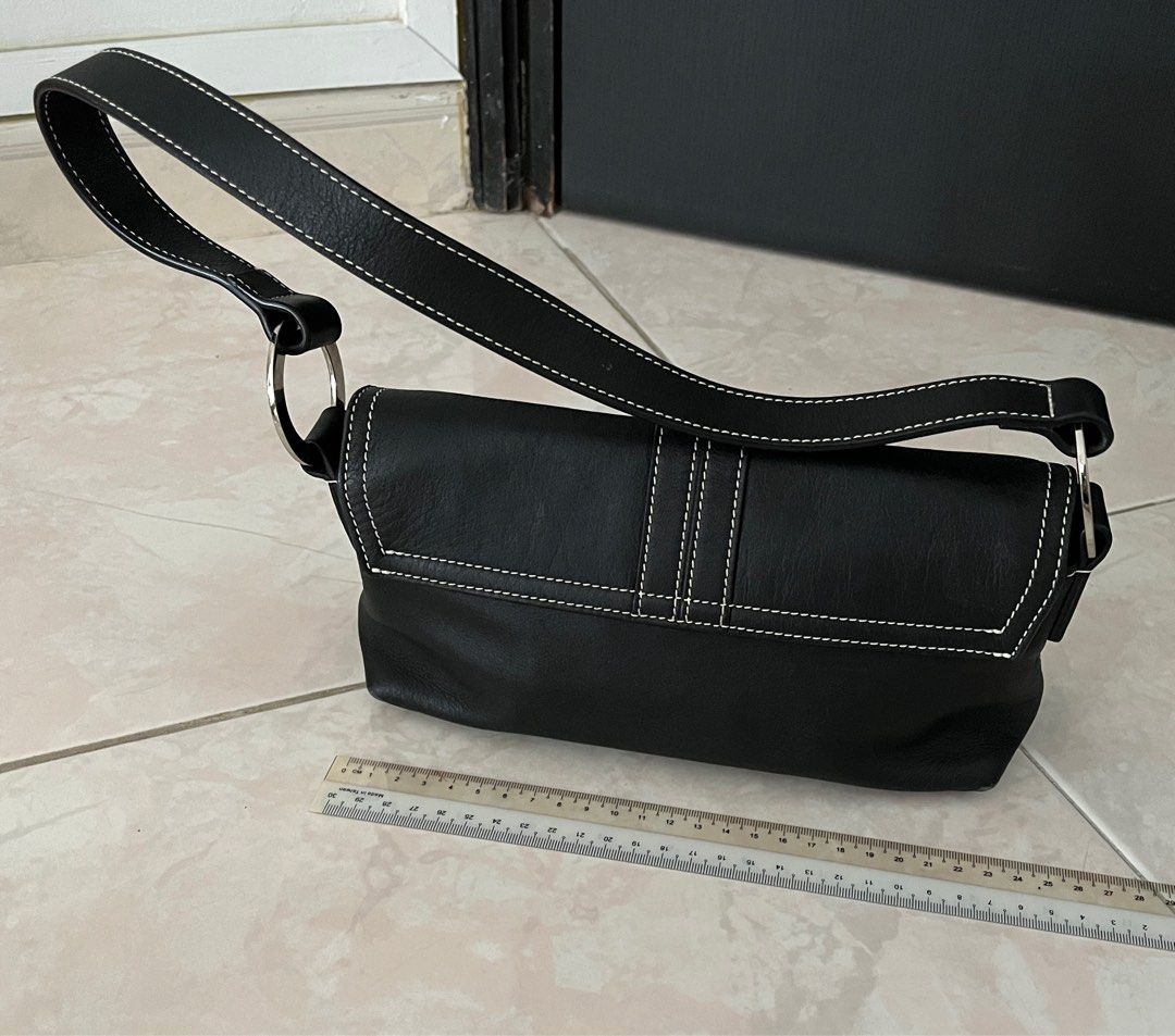 Guy Laroche Bag, Women's Fashion, Bags & Wallets, Shoulder Bags on ...