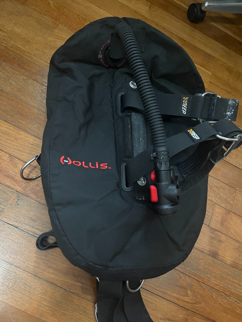 Hollis BCD with atomic SS1, Sports Equipment, Other Sports Equipment ...