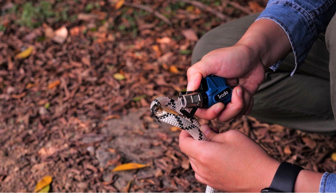 IRODA Micro Jet Lighter, Furniture & Home Living, Home Improvement ...