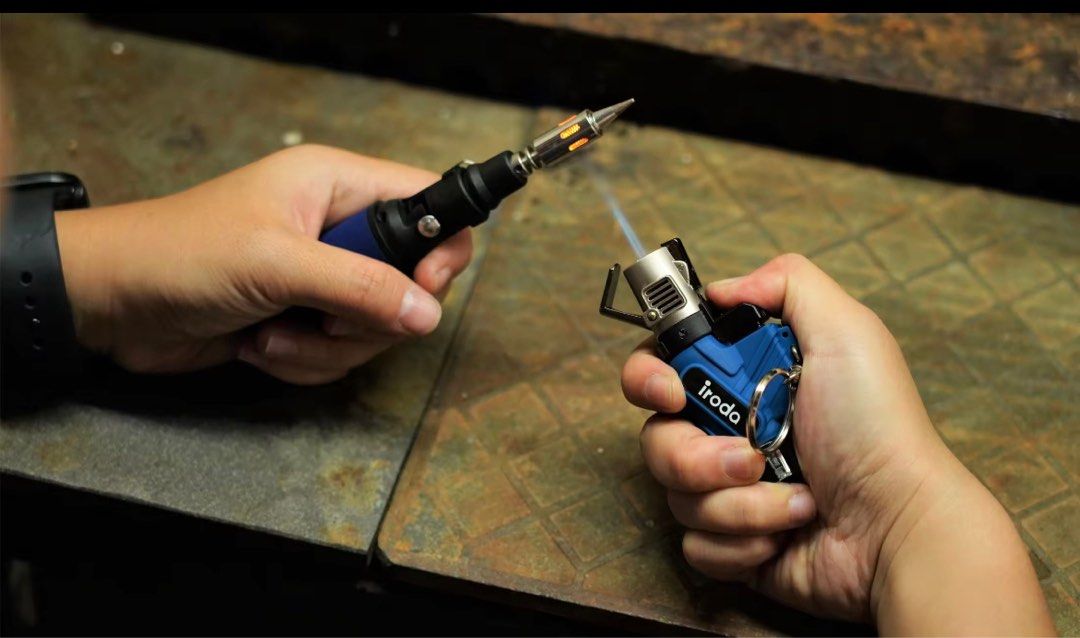 IRODA Micro Jet Lighter, Furniture & Home Living, Home Improvement ...