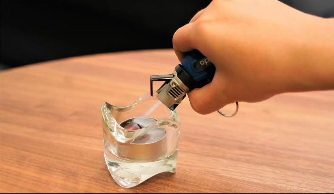 IRODA Micro Jet Lighter, Furniture & Home Living, Home Improvement ...