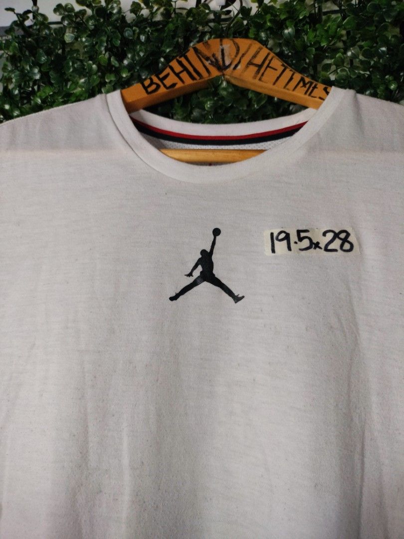 Jordan Sando, Men's Fashion, Activewear on Carousell